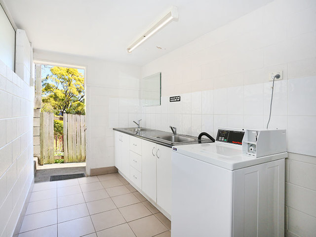 Room for rent South Brisbane, Australia - Fully Furnished Single Bedroom