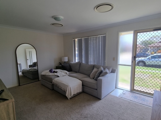 Room for rent Fitzgibbon, Australia - Room for Rent