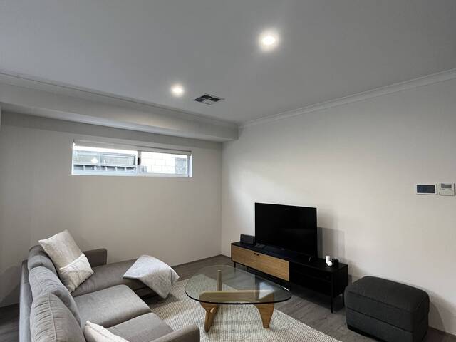Room for rent Wanneroo, Australia - Large room for rent
